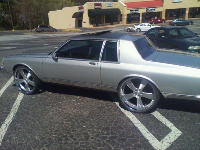 2 door Box Chevy on 24 inch wheels - Big Rims - Custom Wheels