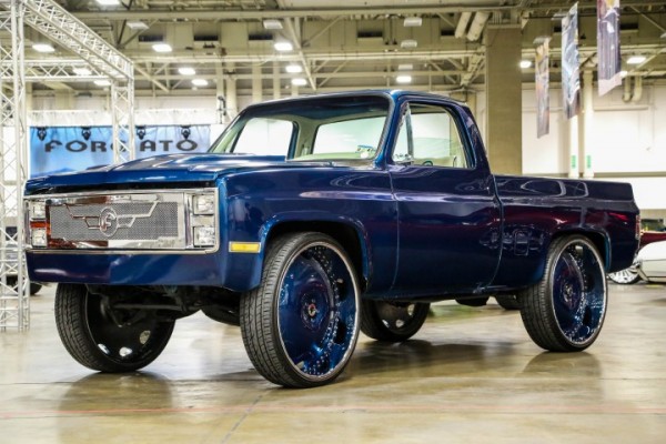 Short Bed Chevy Pickup On 30 Inch Forgiato Wheels (Forgiato Fest) - Big ...