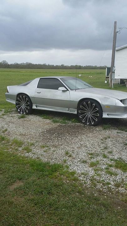 92 Camaro RS and 24 inch star rims $1,600 -... - Big Rims - Custom Wheels