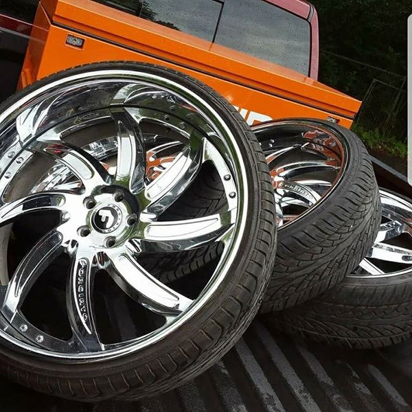 24 $ 2.900 Mobile, AL - Big Rims - Custom Wheels