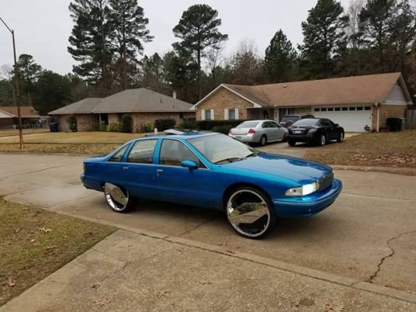 1991 Chevy caprice on 26" rims ac and heat works 161xx miles clean ...