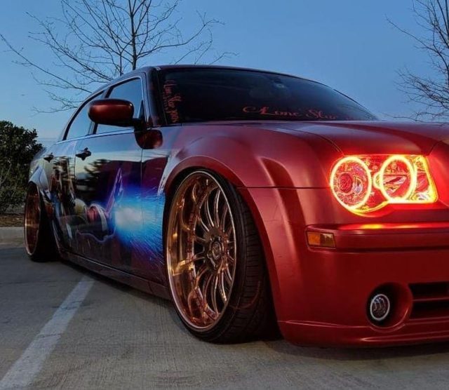 Outrageous Super Hero Wrap - Chrysler 300 Staggered Wheels - Big Rims ...