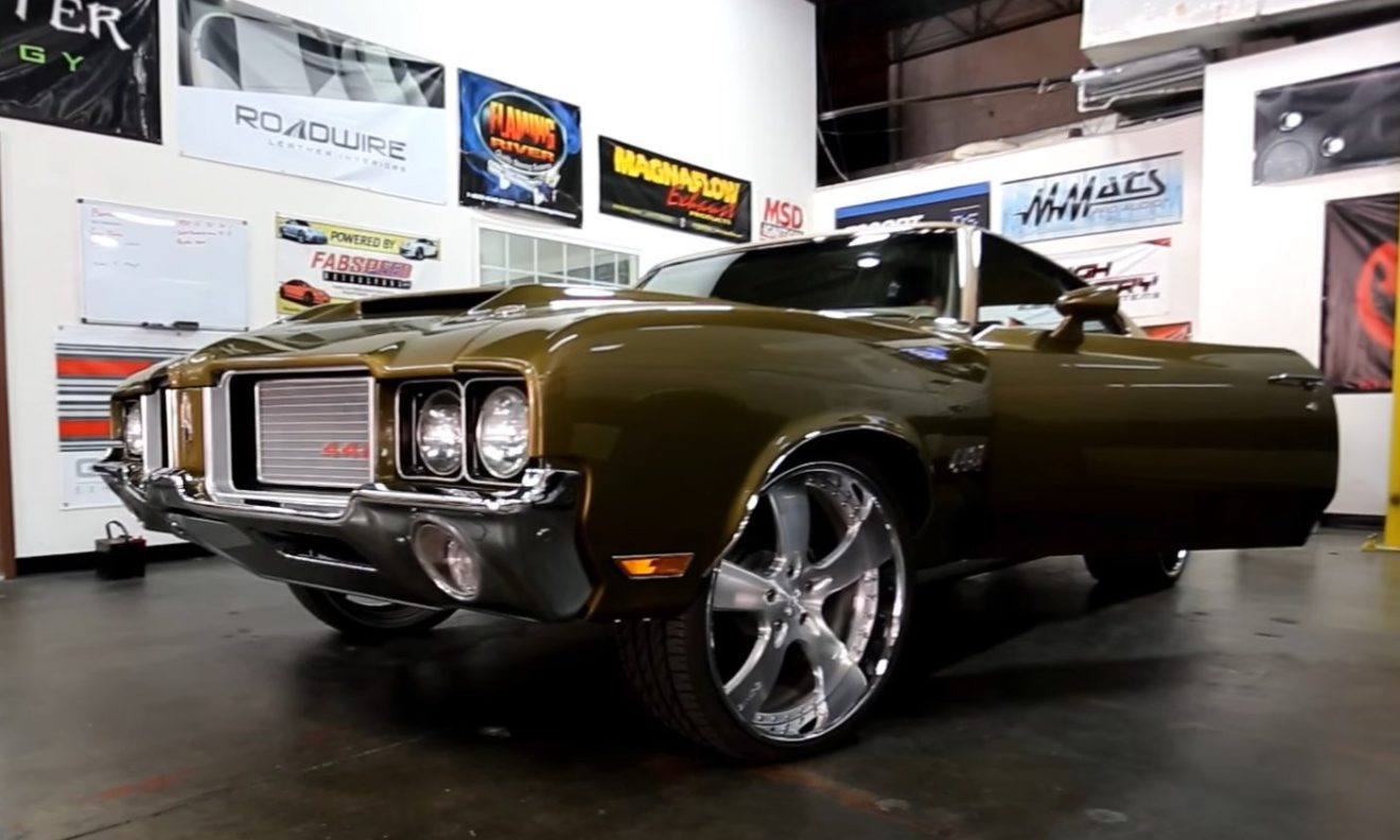 The Old School Oldsmobile 442 Coupe on 22/24" Wheels (See the HD Video ...